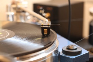 Mono Mono Part III | AudioCirc.com