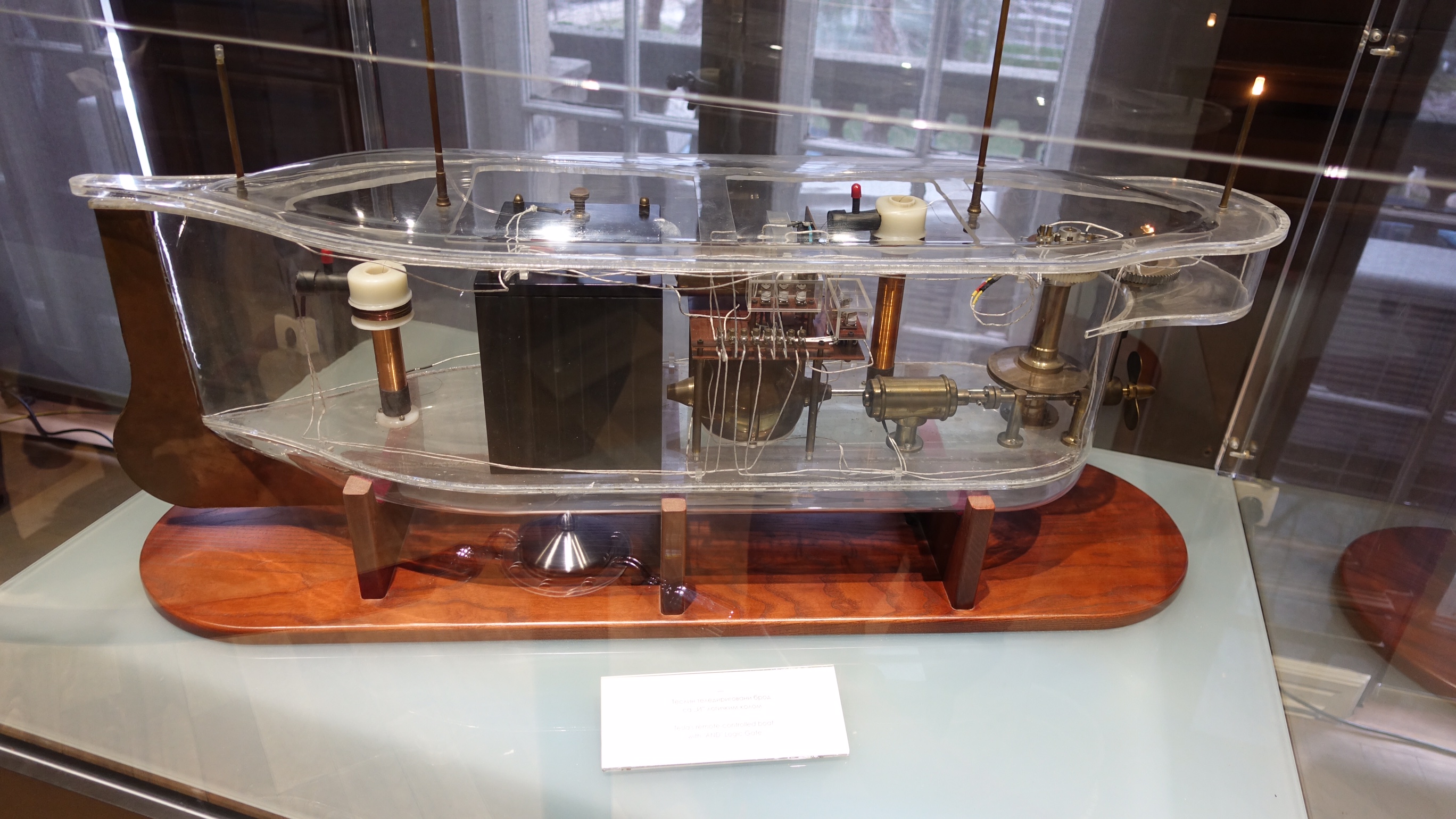 Tesla | AudioCirc.com